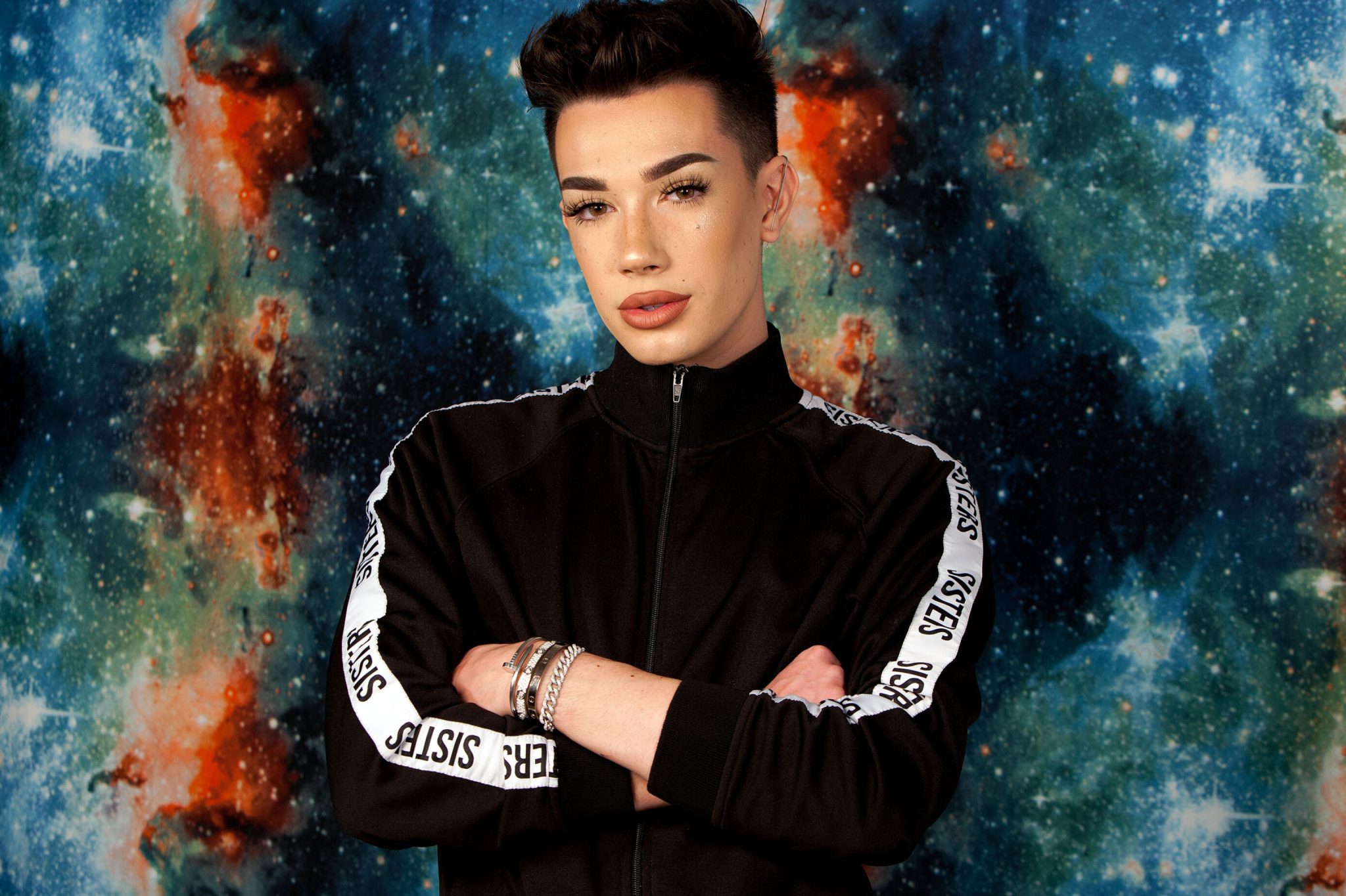 James Charles : Bio,Net Worth,and Interesting Facts - Stars fame